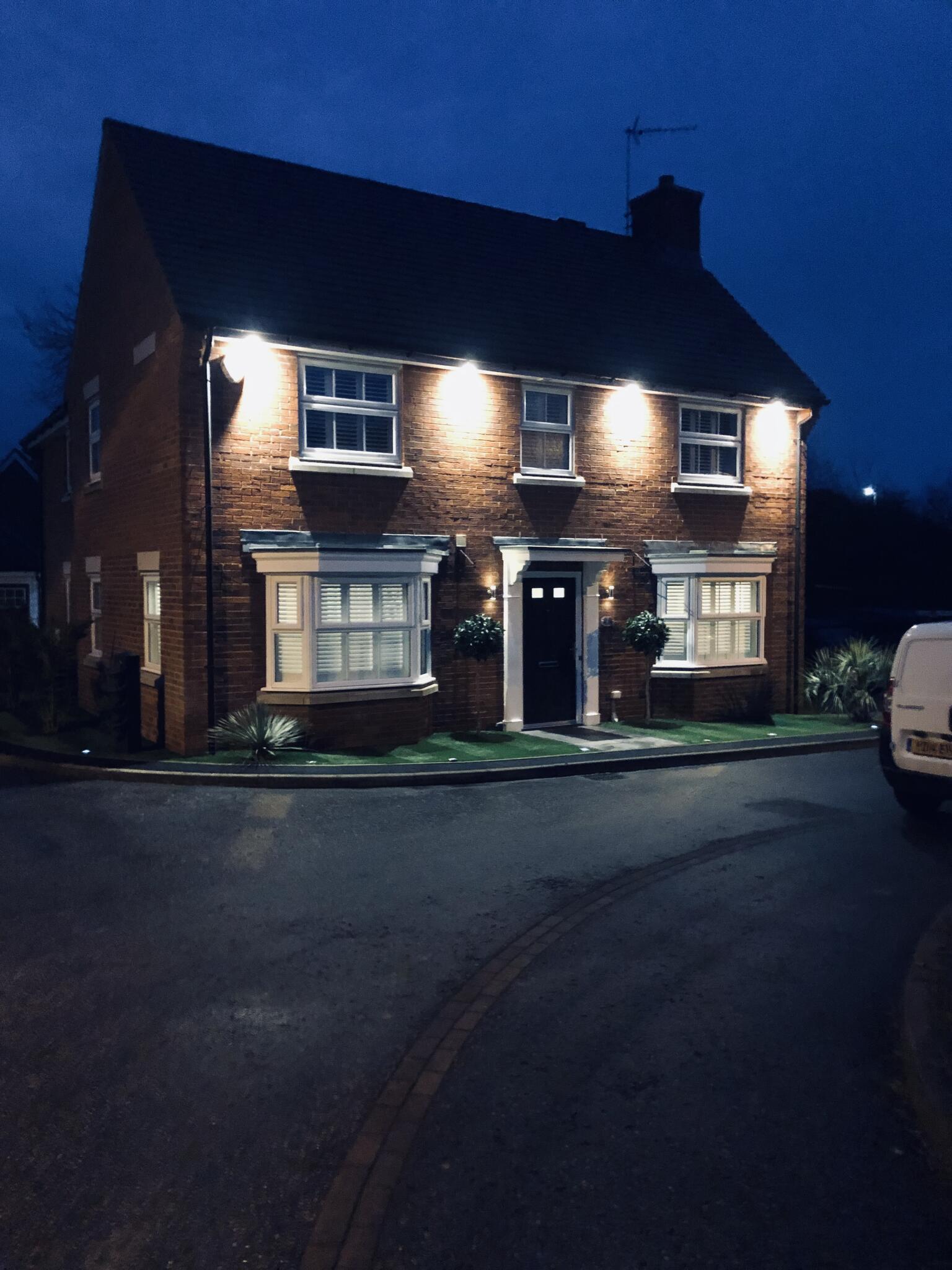 AMD Electrical Solutions LTD - Harlow, GB-ENG - Nextdoor