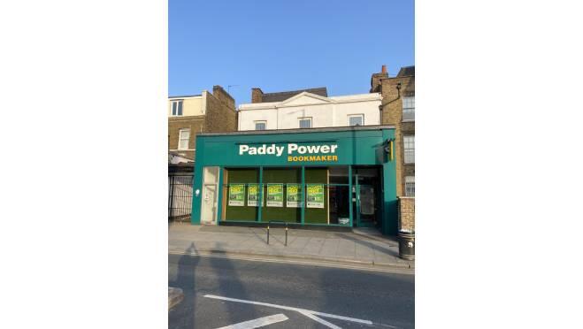Paddy Power - London - Nextdoor