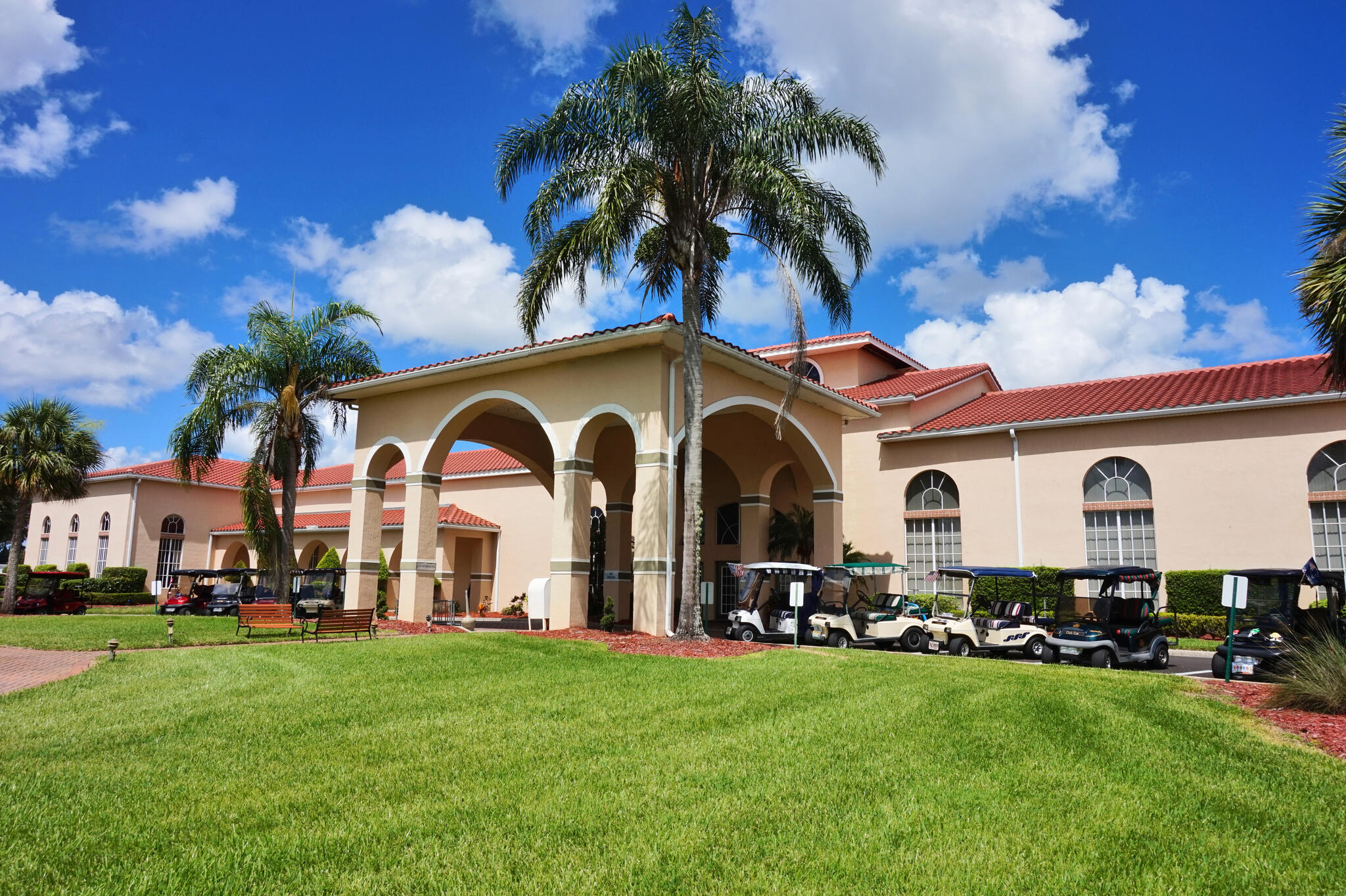 Four Lakes Golf Club Retirement Community - Winter Haven, FL - Nextdoor