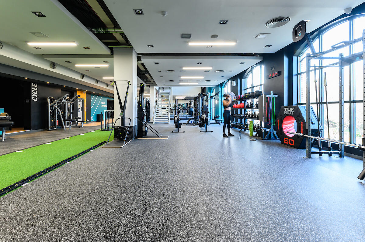 PureGym Swindon Stratton - Swindon, GB-ENG - Nextdoor