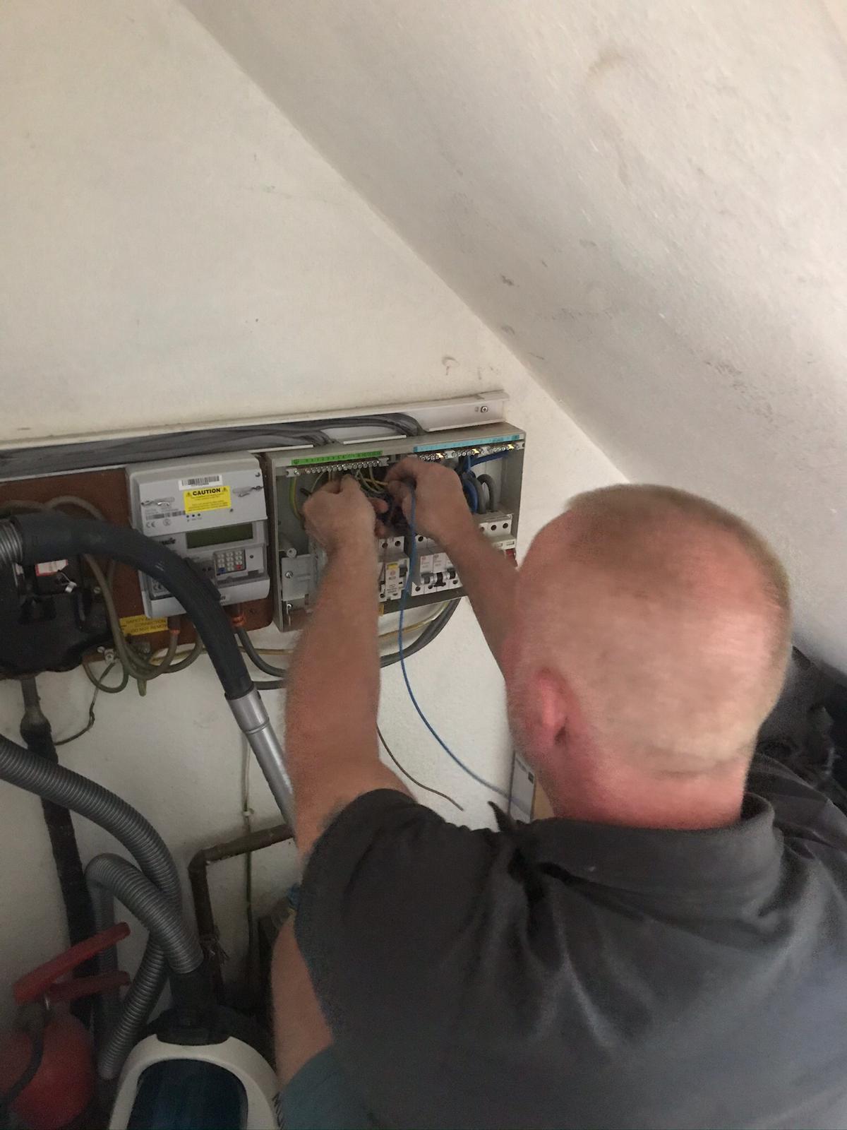 PK Electrical - Watford - Nextdoor