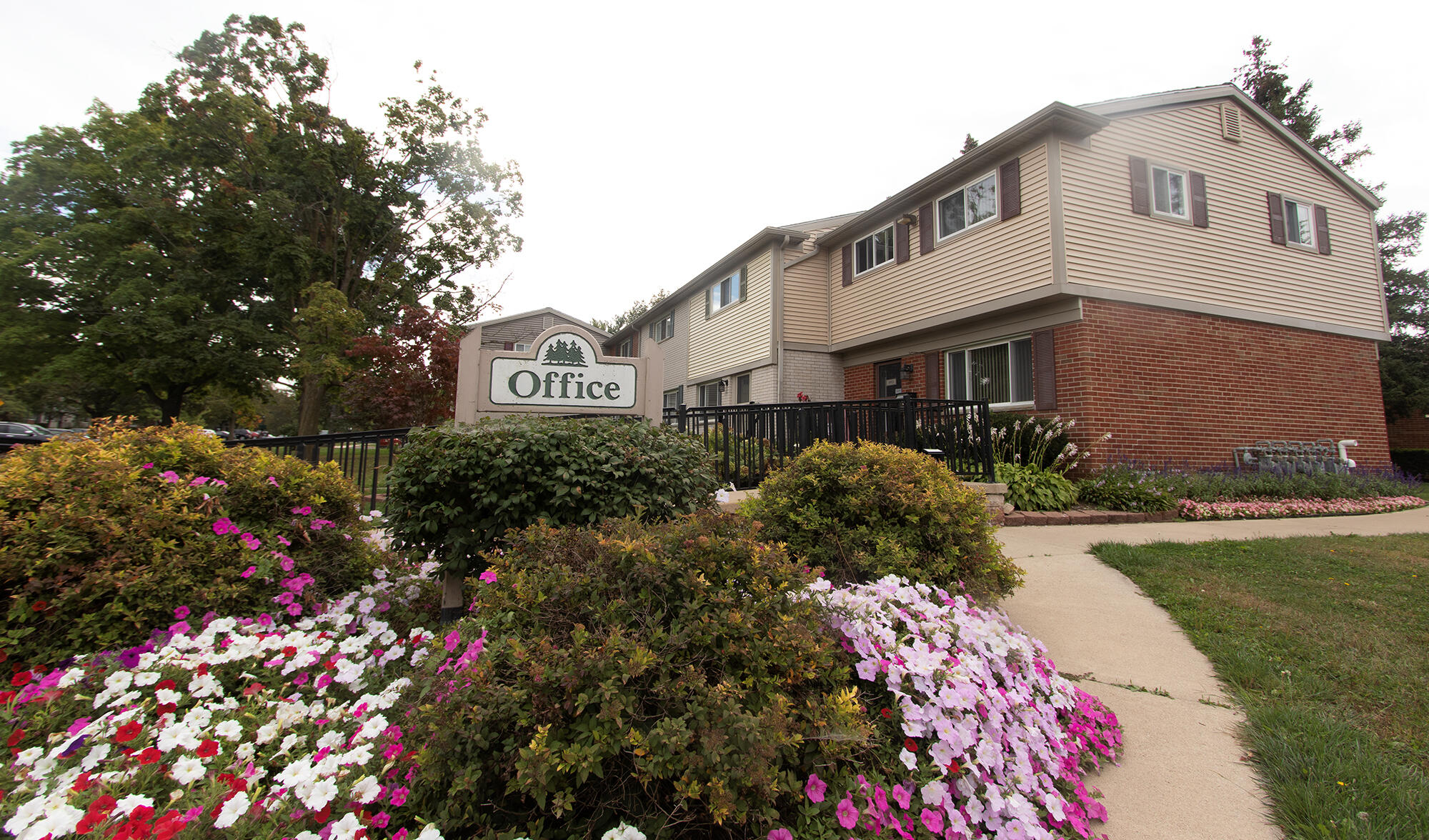 Colonial Square Cooperative - Ann Arbor, MI - Nextdoor