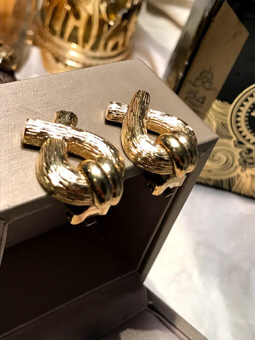 Isabella-Coco - London, Surrey - Nextdoor