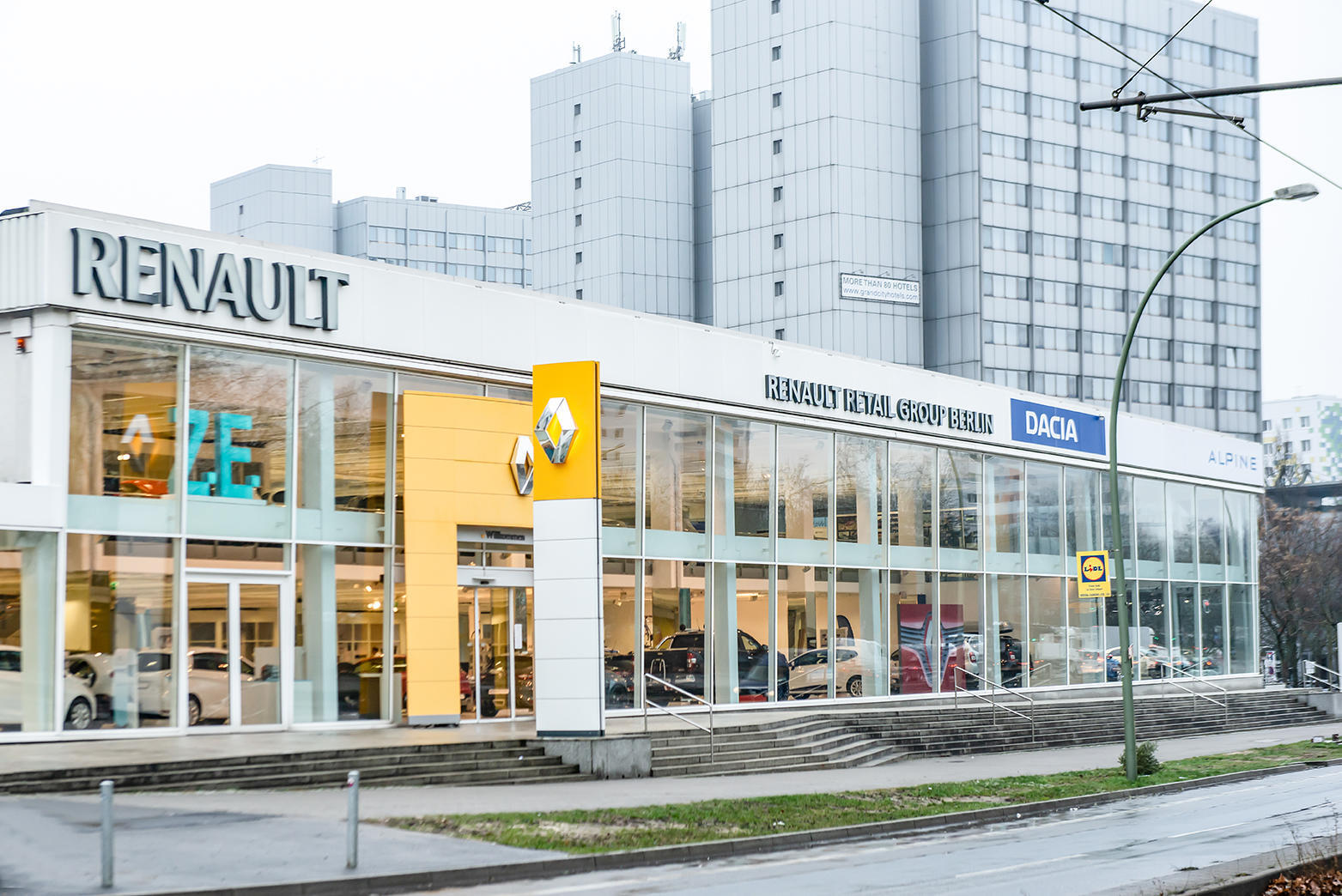 Renault Retail Group Berlin - Nextdoor