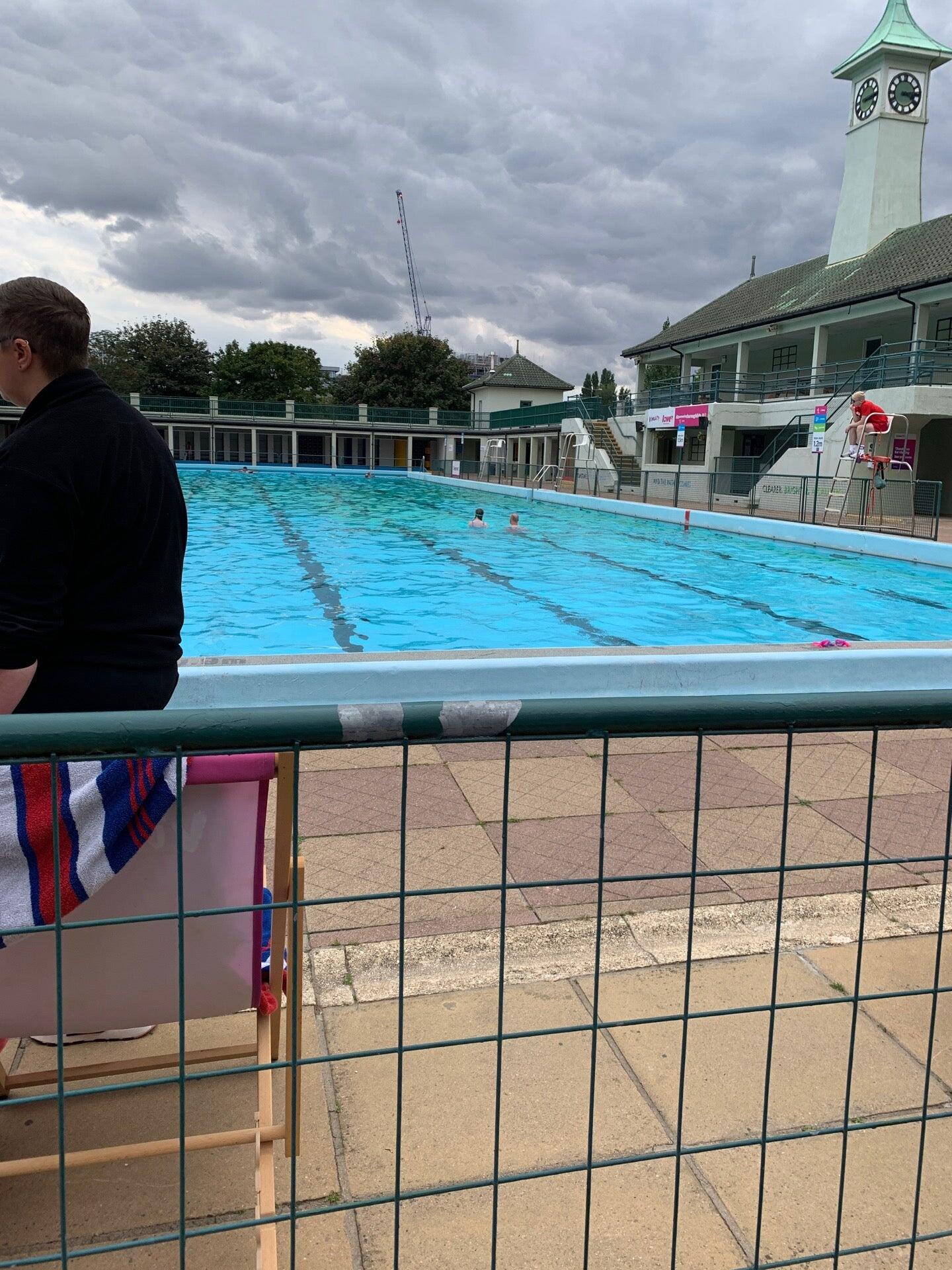 Peterborough Lido Outdoor Swimming Pool - Peterborough - Nextdoor