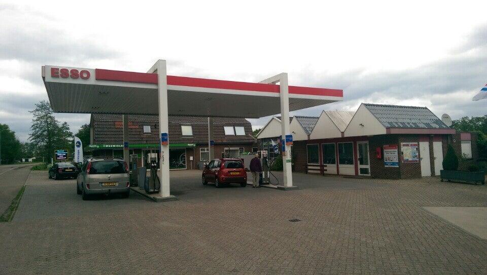 Tankstation Esso - Nextdoor