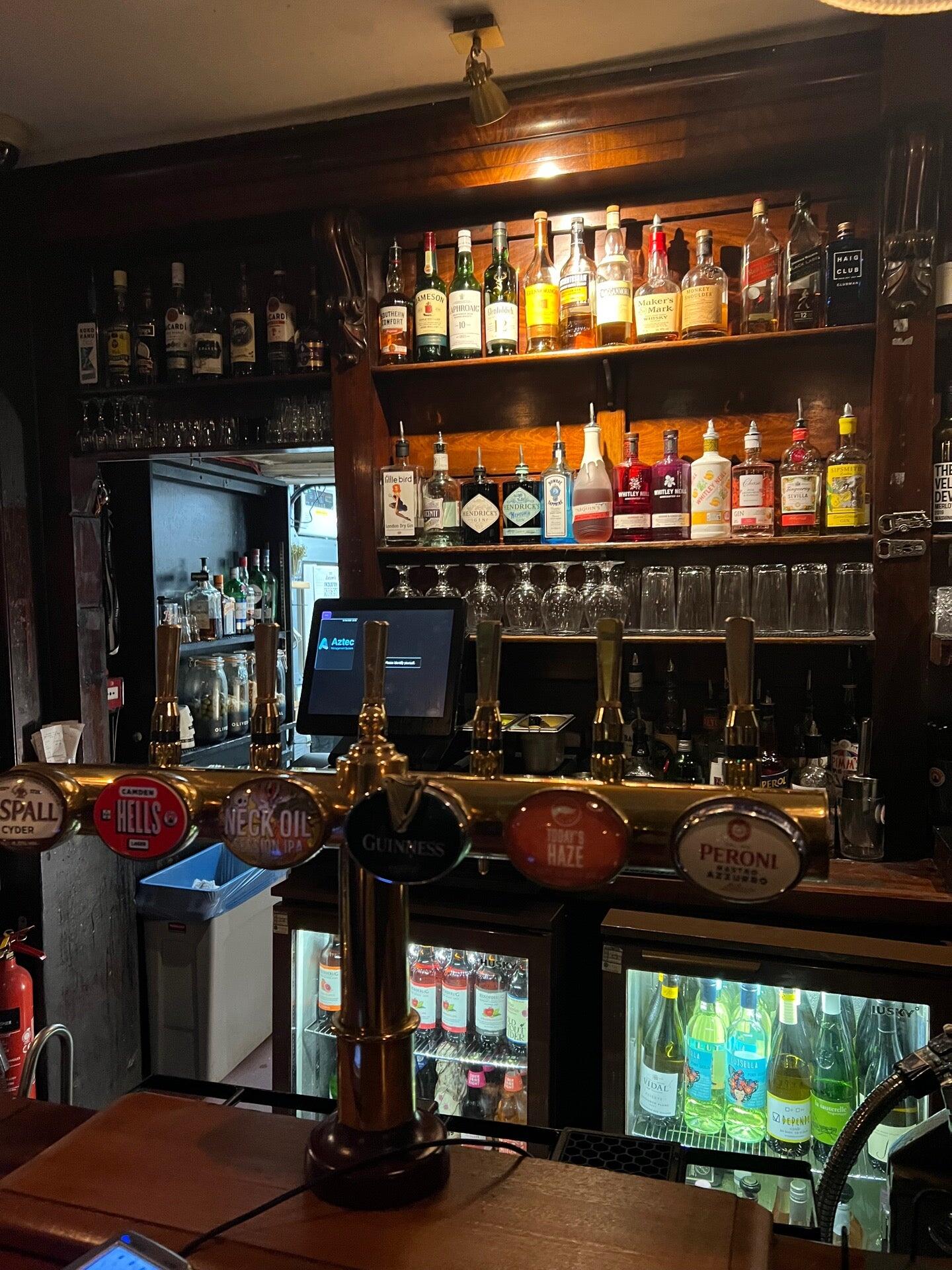 The Windsor Castle - London - Nextdoor