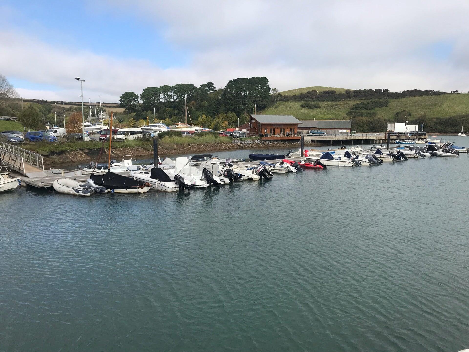 Island Street Bar & Grill - Salcombe Regis - Nextdoor