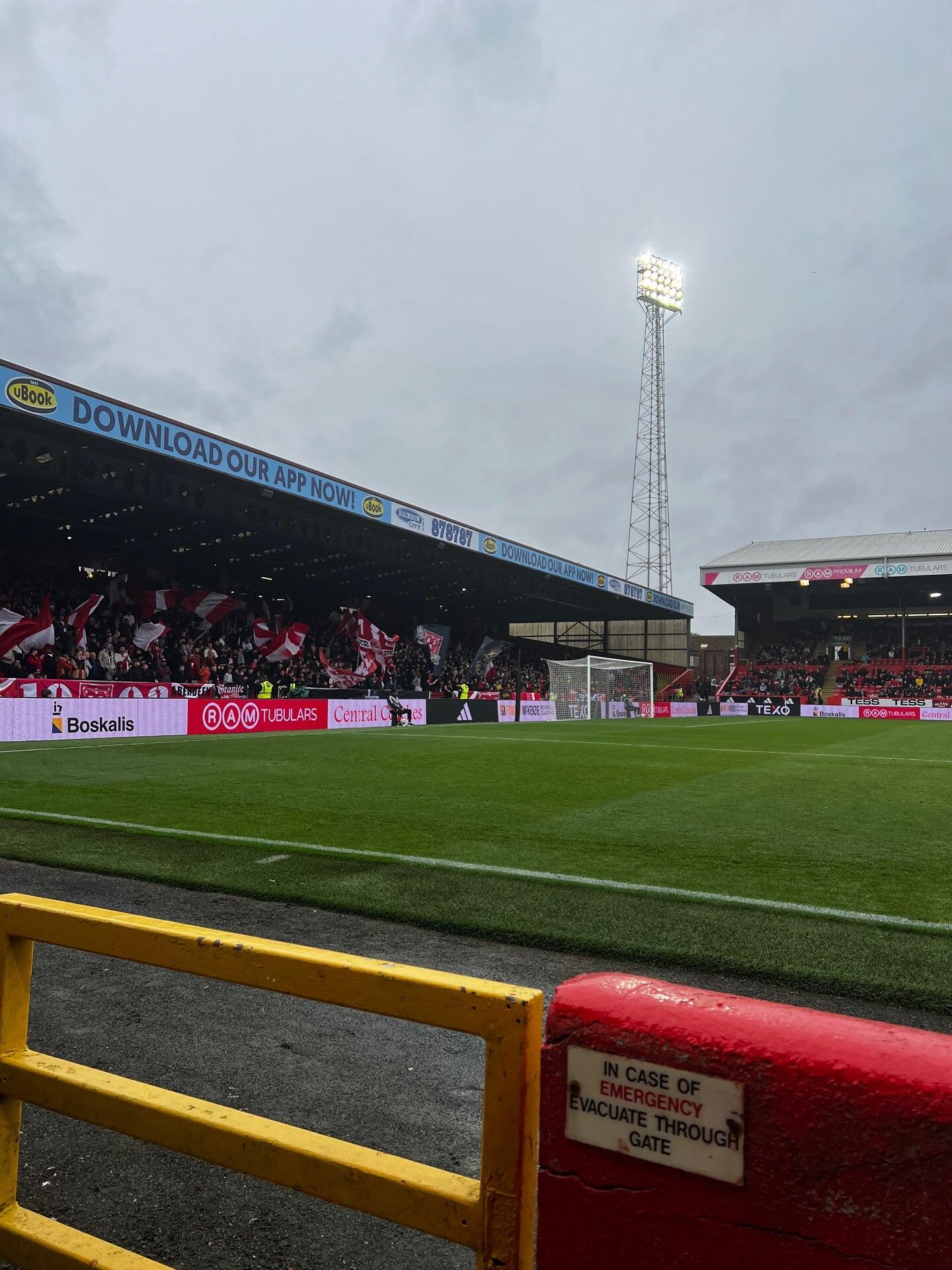 Pittodrie Stadium - Aberdeen - Nextdoor