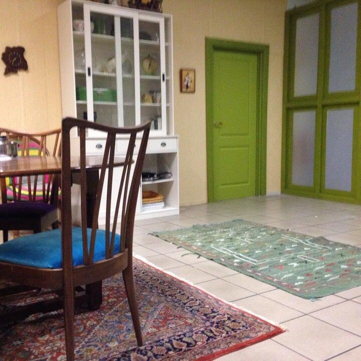 Men at Work TV Produkties - Nextdoor