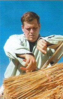 David Henton South Downs Master Thatchers - Wick - Nextdoor