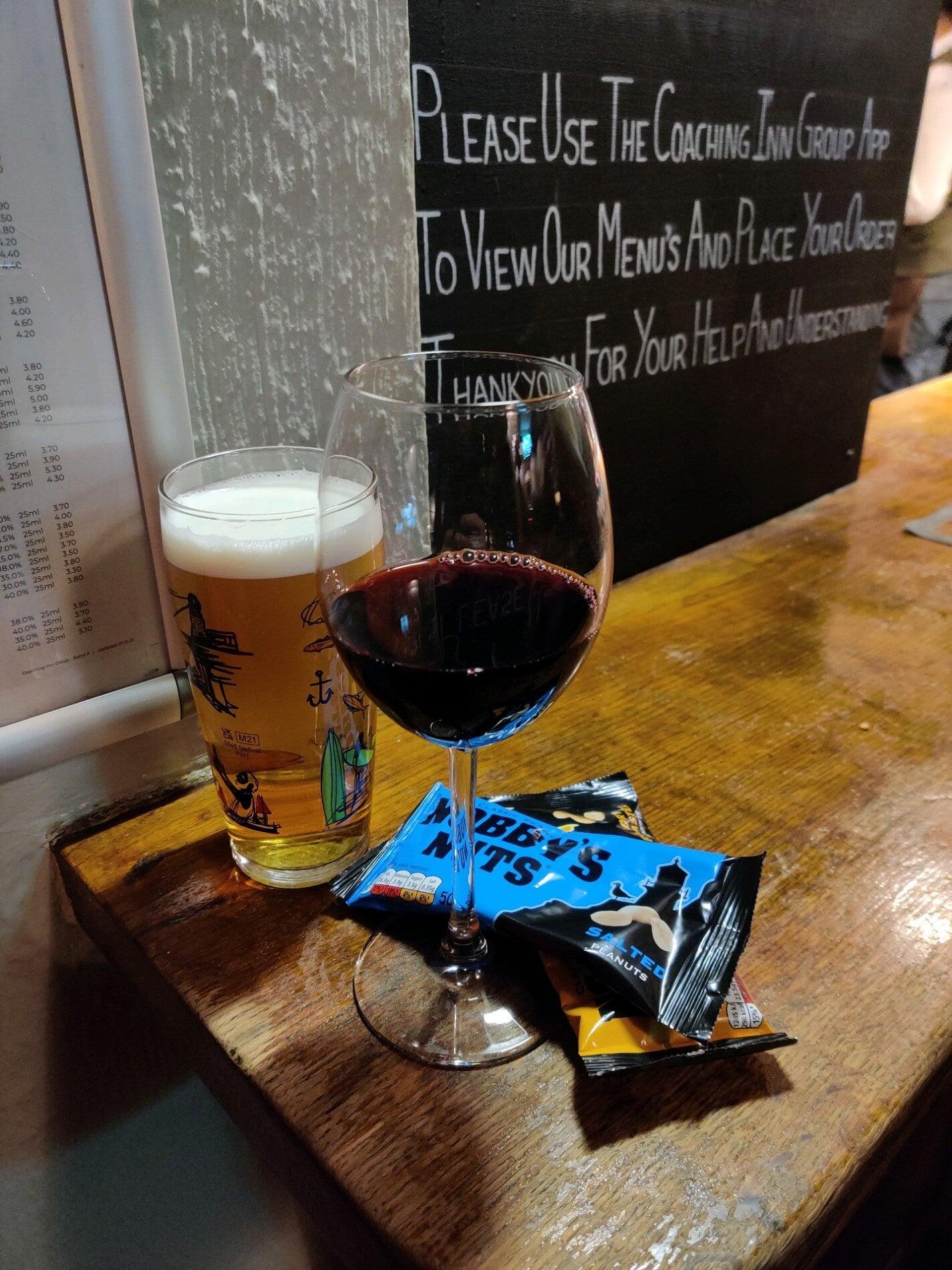 Pickwick Bar - Helmsley - Nextdoor