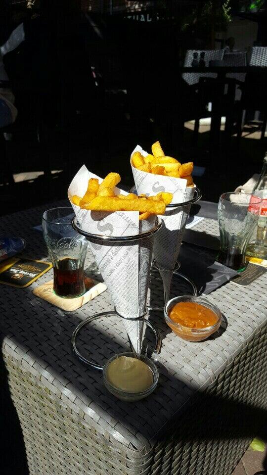 Cafetaria Petit Restaurant Family - Nextdoor