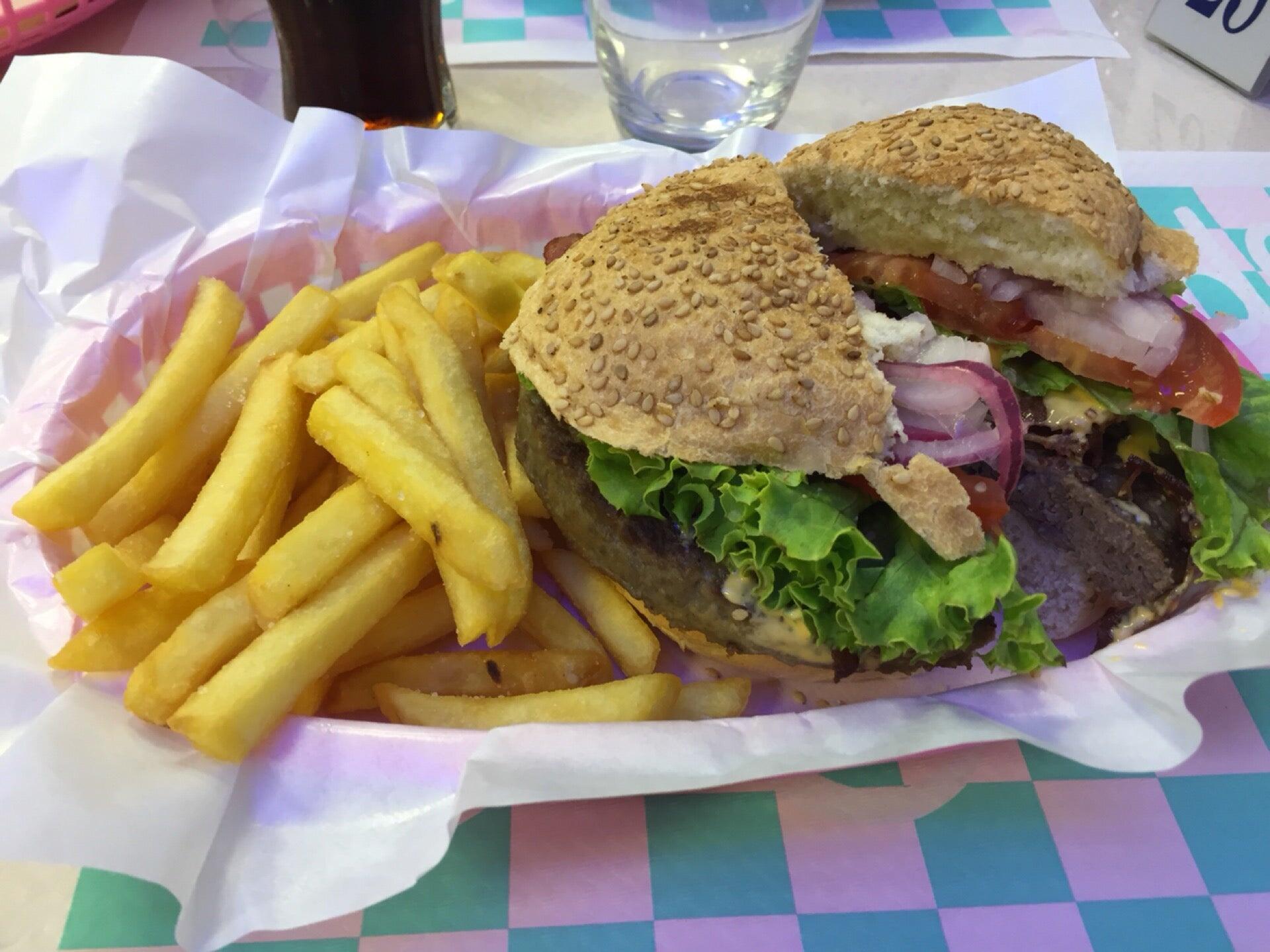 American Roadside Dinner - Nextdoor