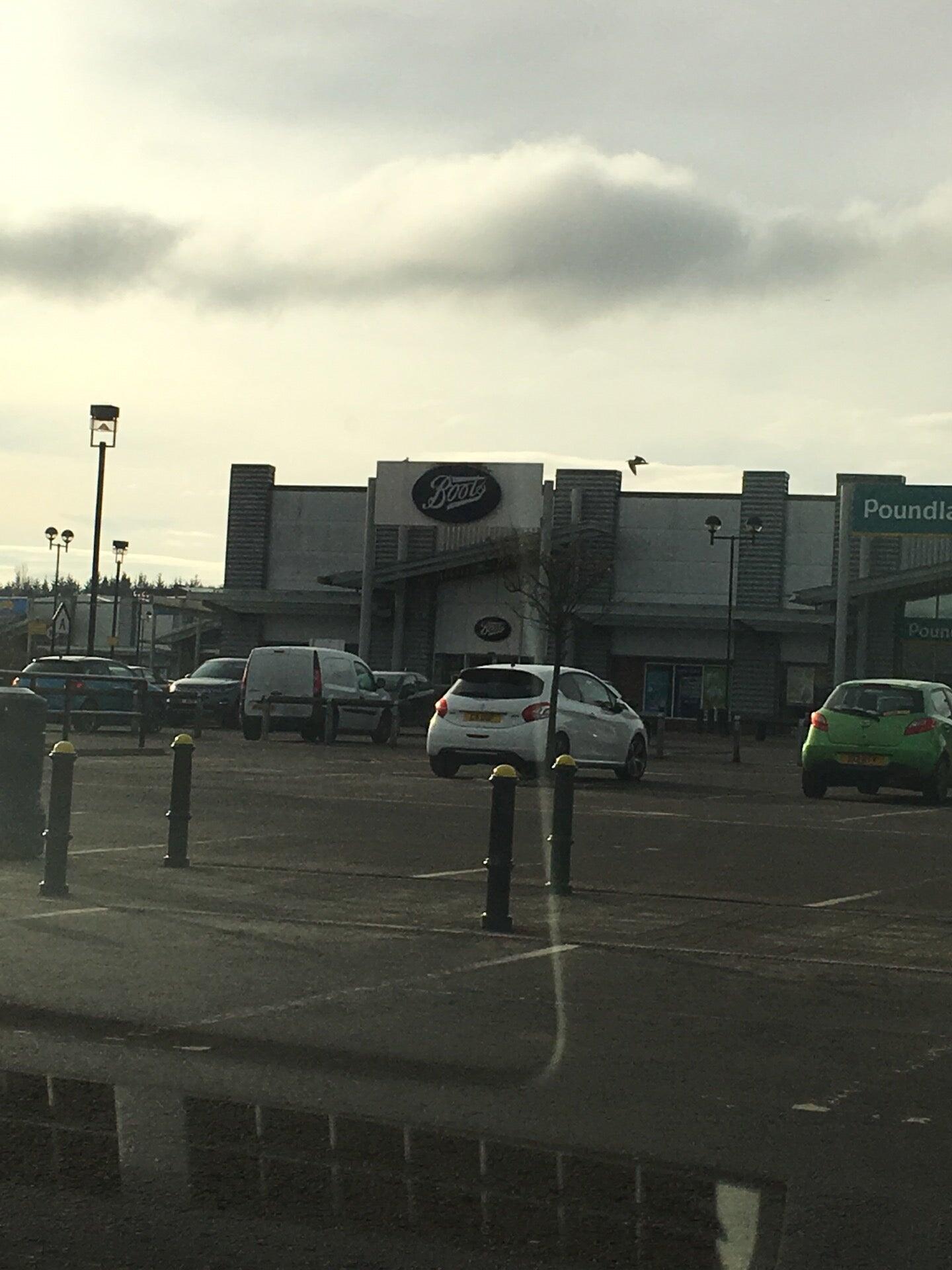 Central Retail Park - Falkirk - Nextdoor
