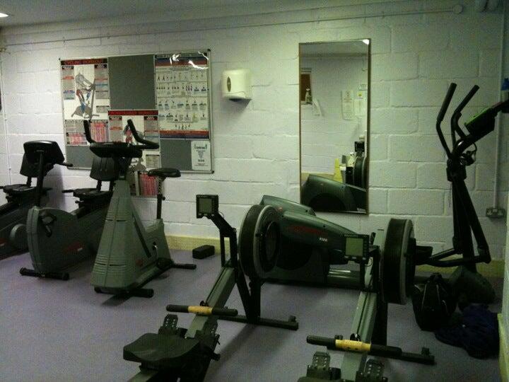 Hythe Swimming Pool - Hythe - Nextdoor