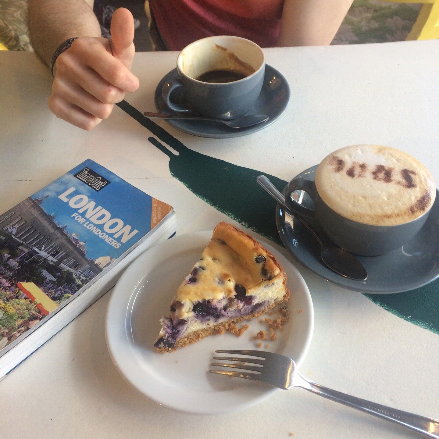 Snug Art Cafe - London - Nextdoor