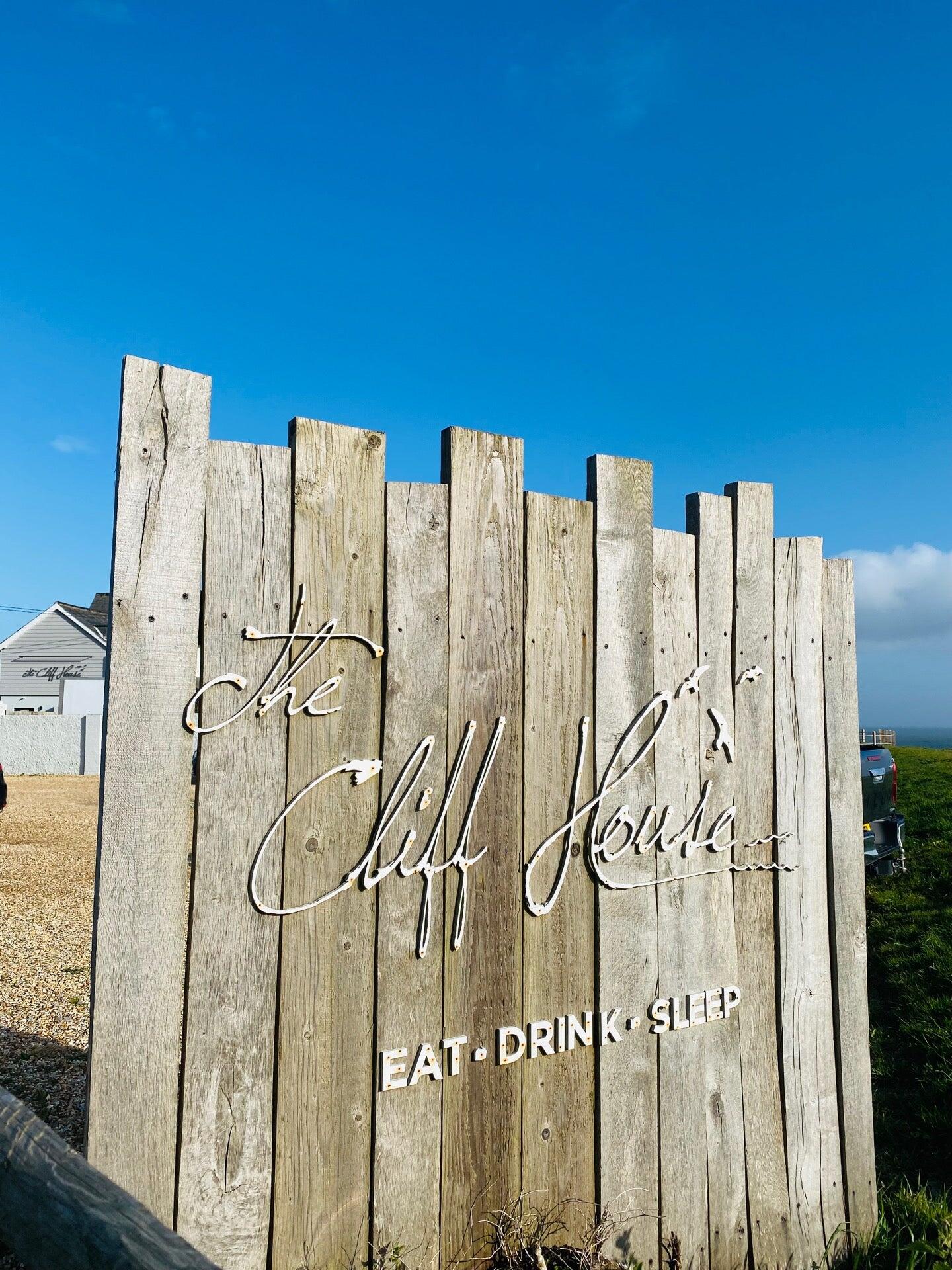 The Cliff House Hotel - Barton on Sea - Nextdoor