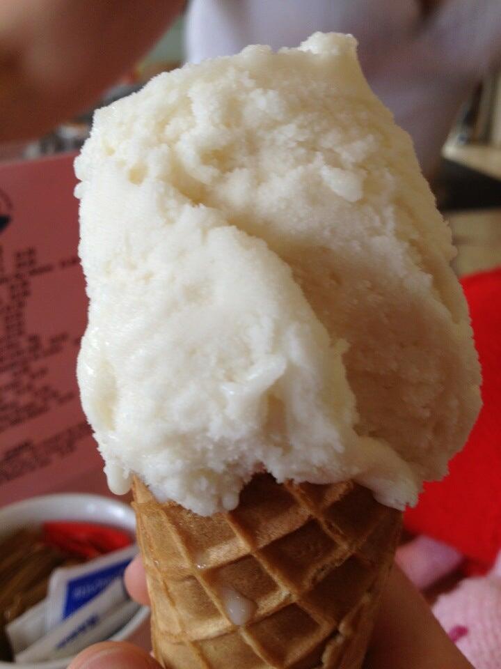 Matlock Meadows Ice Cream Parlour - Snitterton - Nextdoor