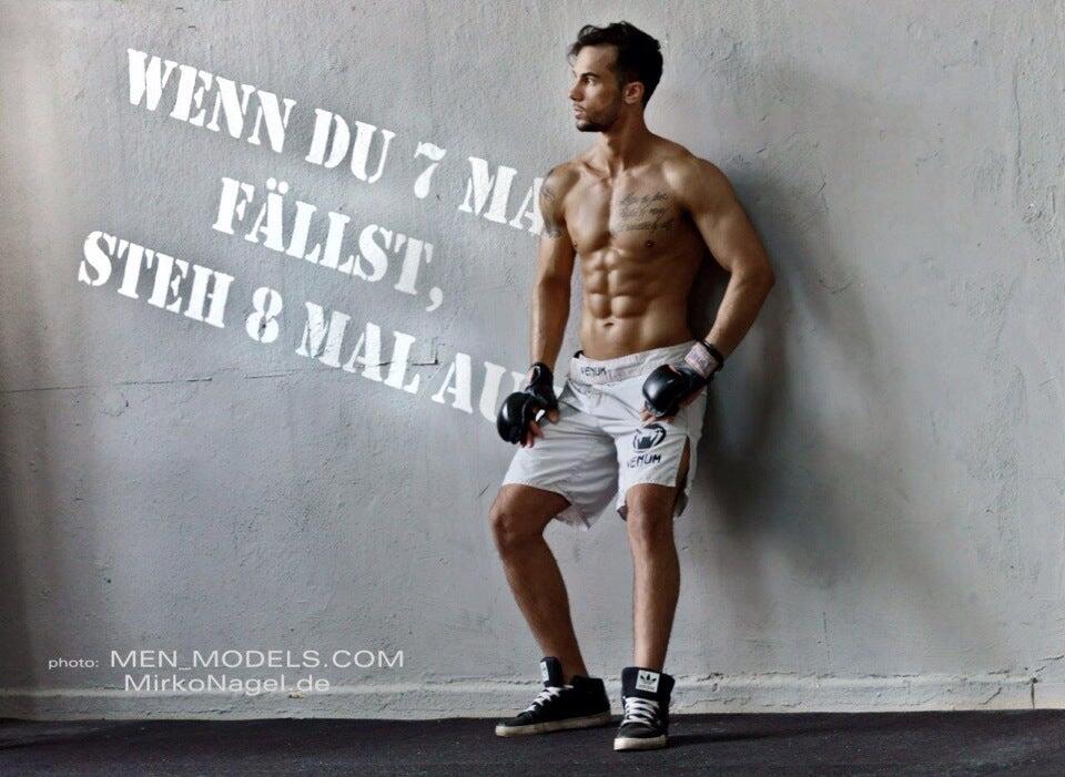 MEN-MODELS.com Studio - Nextdoor