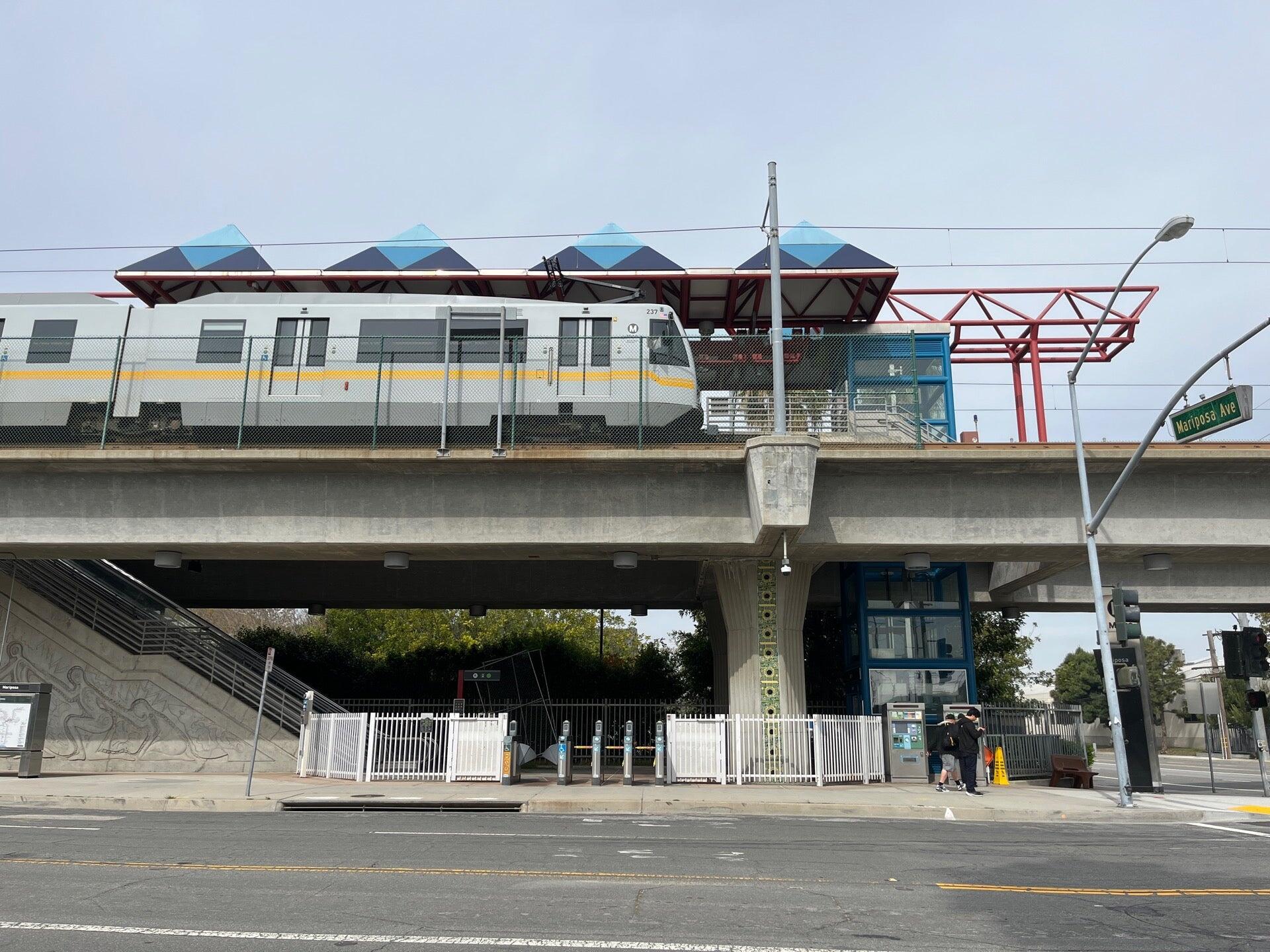 Metro Rail - Mariposa Station (C) - El Segundo, CA - Nextdoor