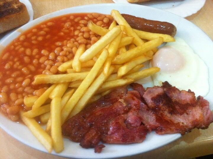 Half Moon Cafe - London - Nextdoor