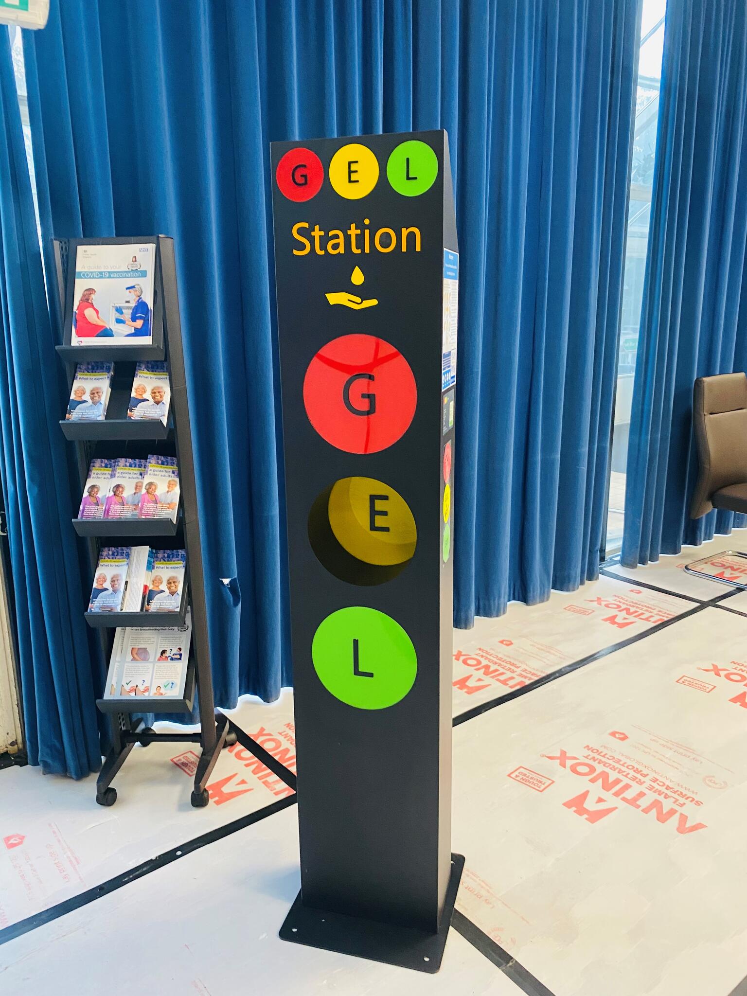 Gel Station - Orpington, GB-ENG - Nextdoor