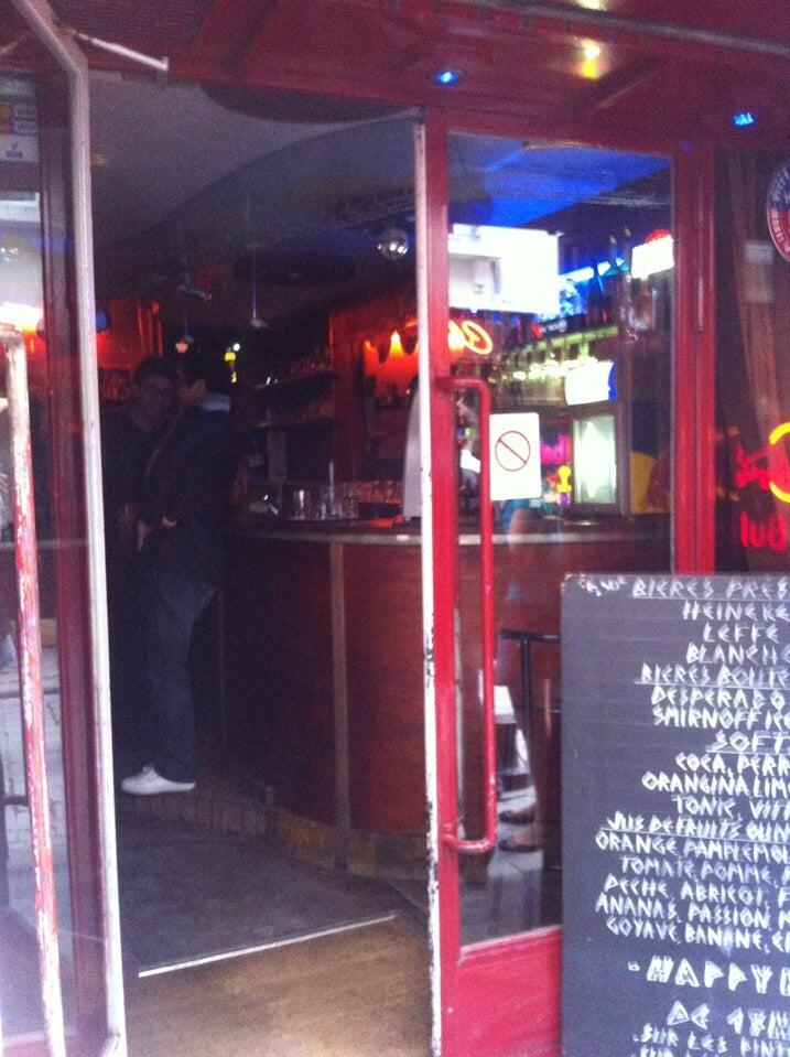 L'Eau Peine Bar - Nextdoor