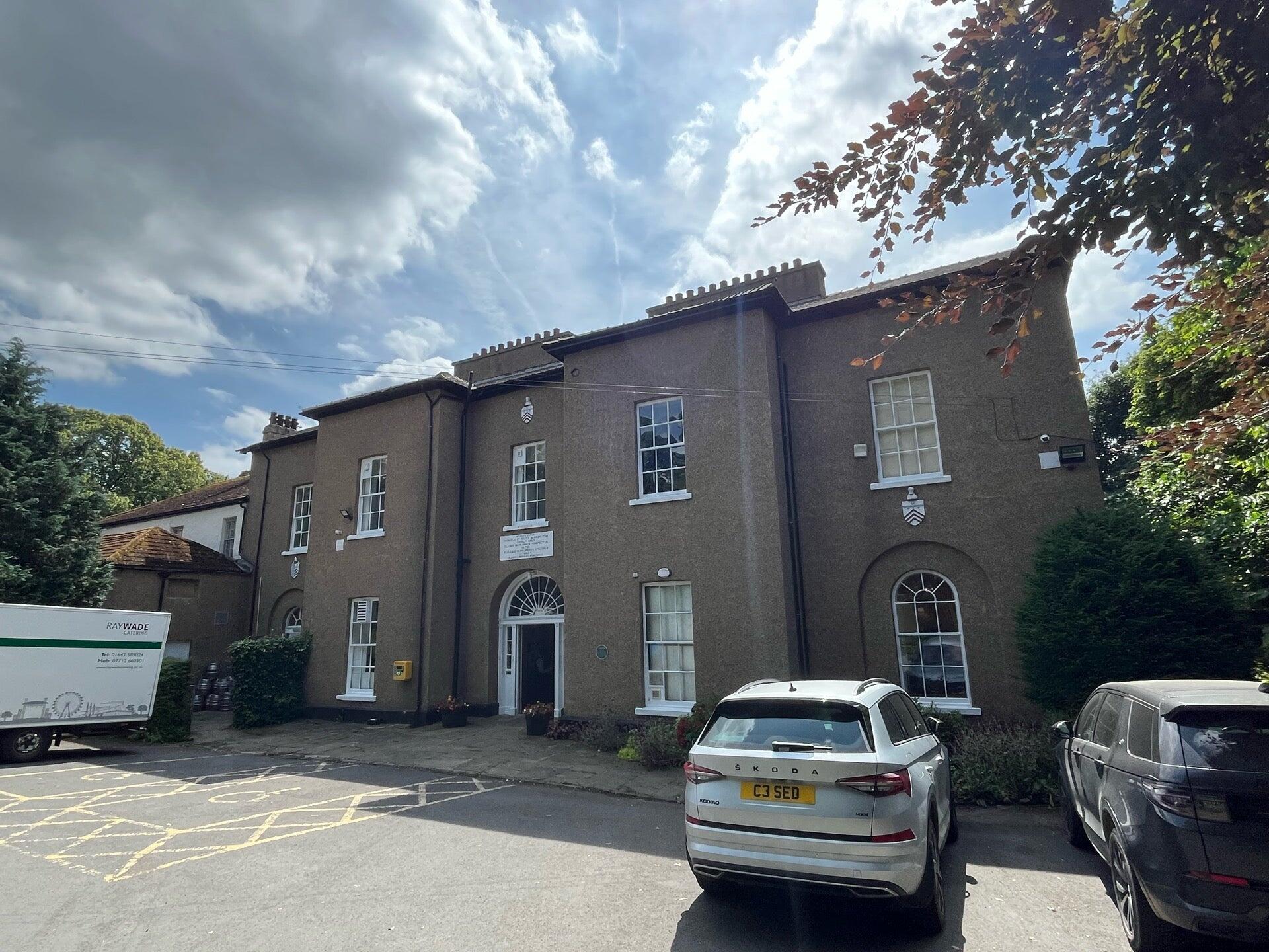 Ceddesfeld Hall - Sedgefield - Nextdoor