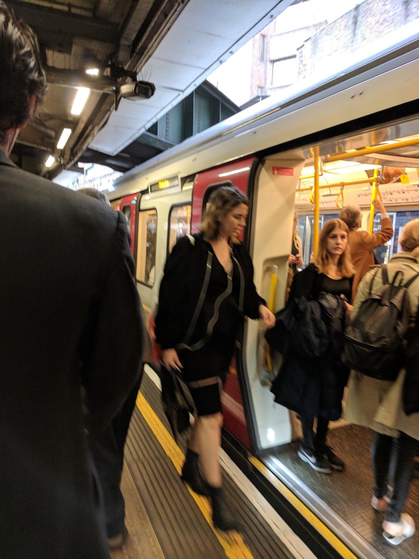 Sloane Square Station - London - Nextdoor