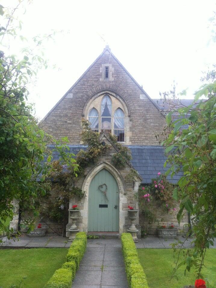 Trinity House B&B - Frome - Nextdoor