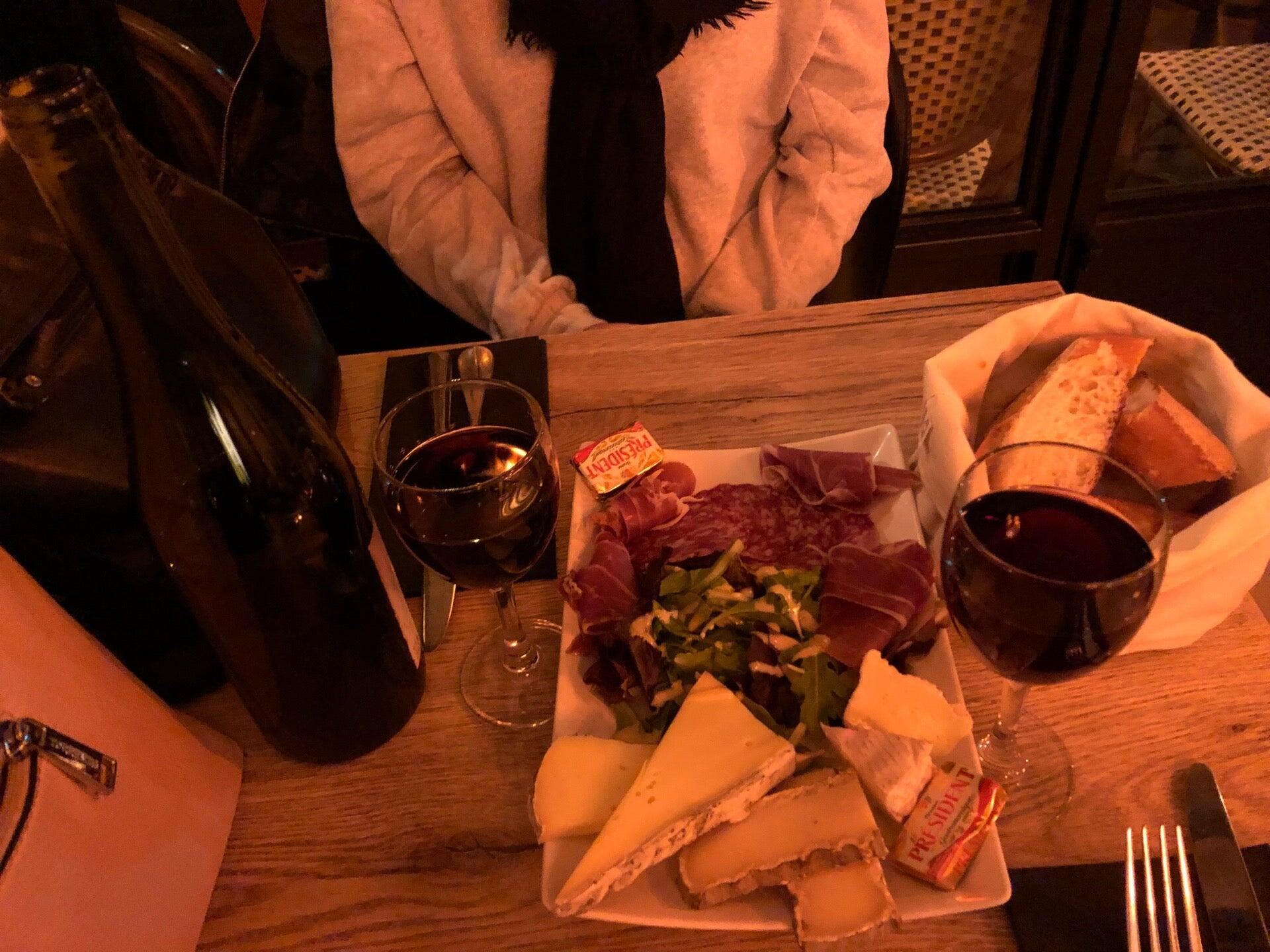 Bataclan Café - Nextdoor