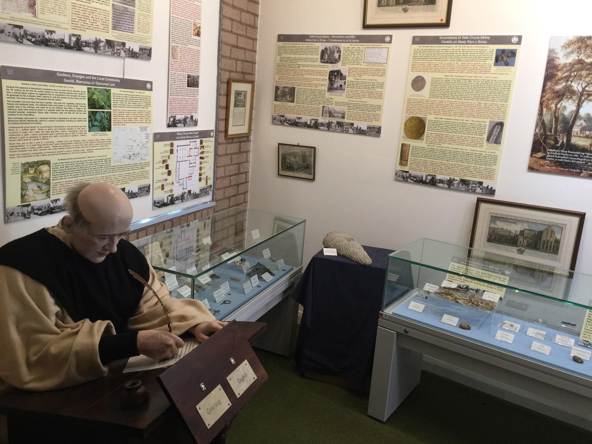 Llangollen Museum - Llangollen - Nextdoor