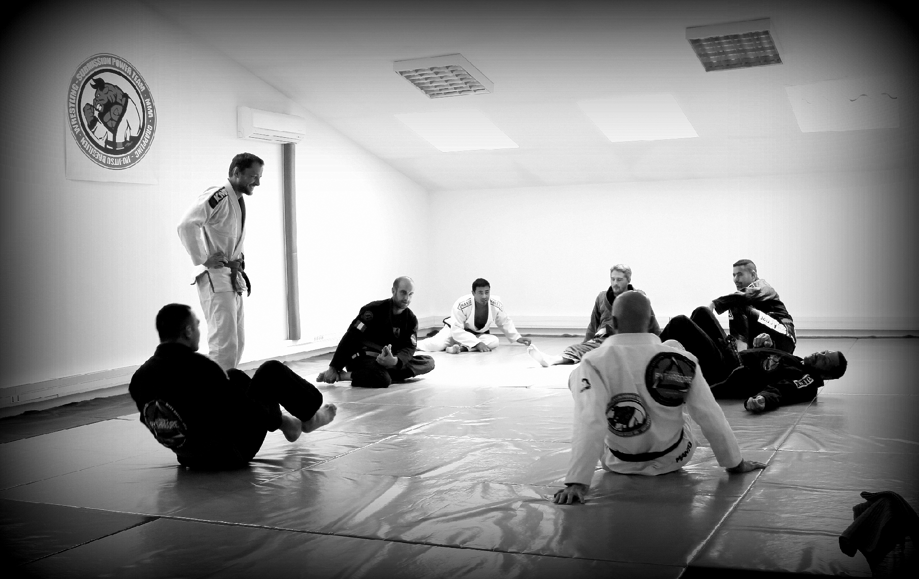 Submission Power Team - Nextdoor