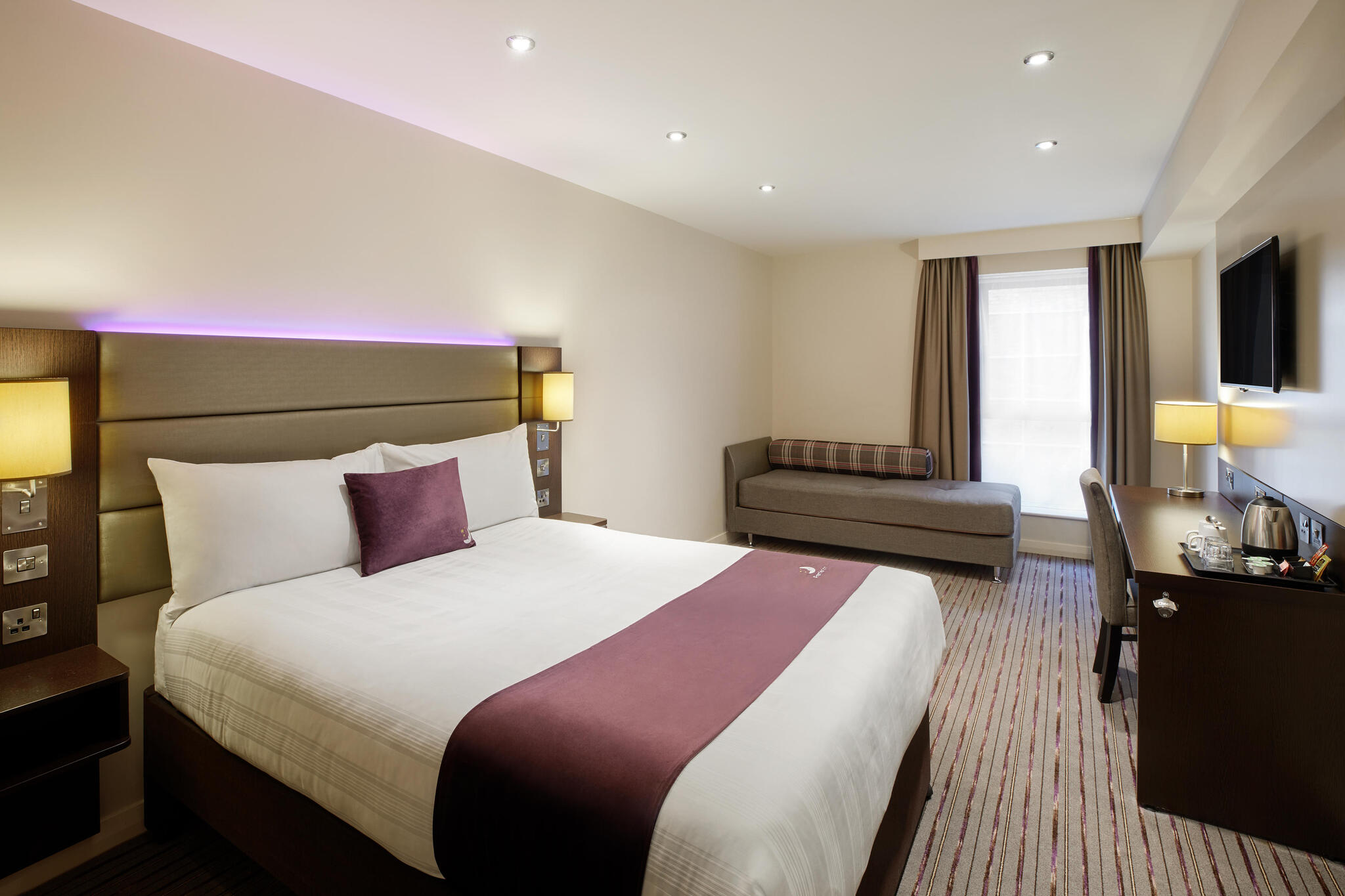 Premier Inn Lichfield City Centre hotel - Lichfield, Staffordshire ...