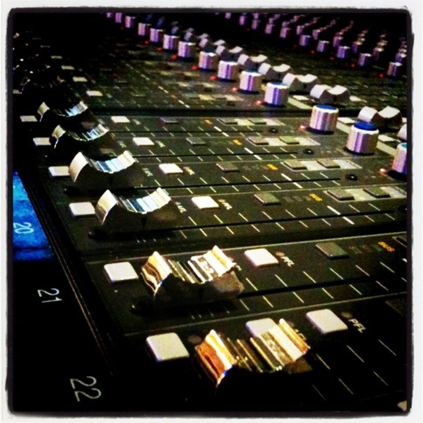 Pixel Room Studio - Nextdoor