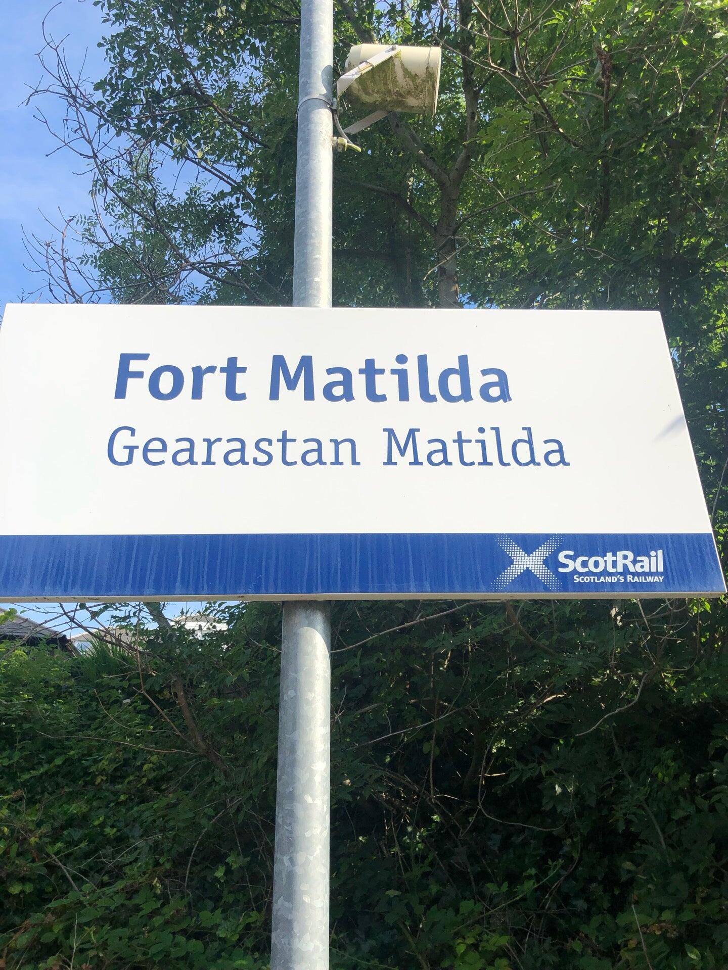 Fort Matilda Railway Station - Greenock - Nextdoor