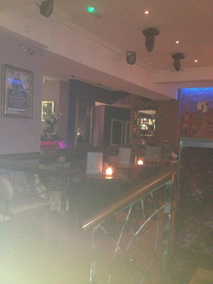 Andwhynot & the Late Lounge - Mansfield, England - Nextdoor