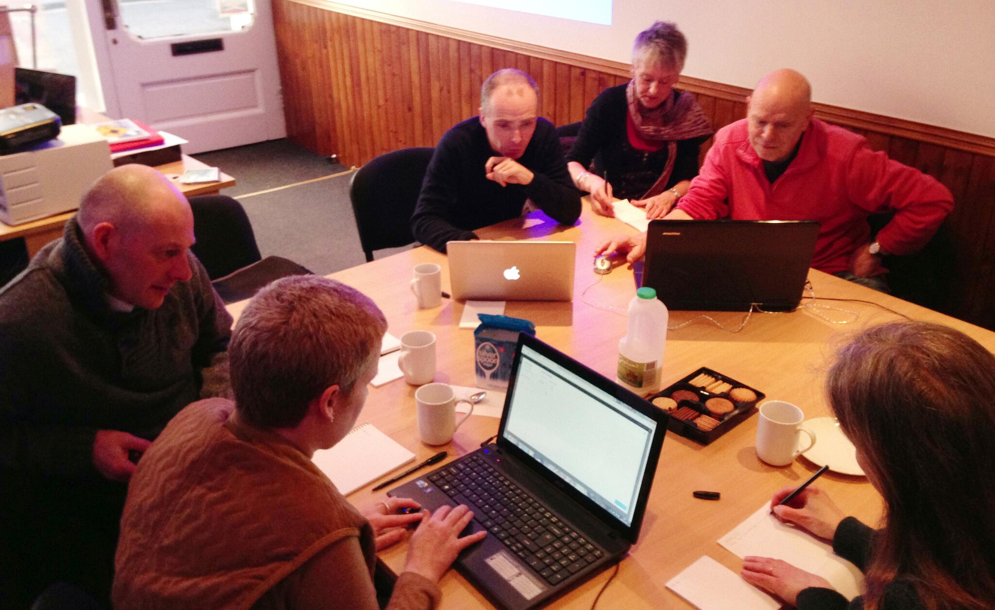 Canary Dwarf - Forres - Nextdoor