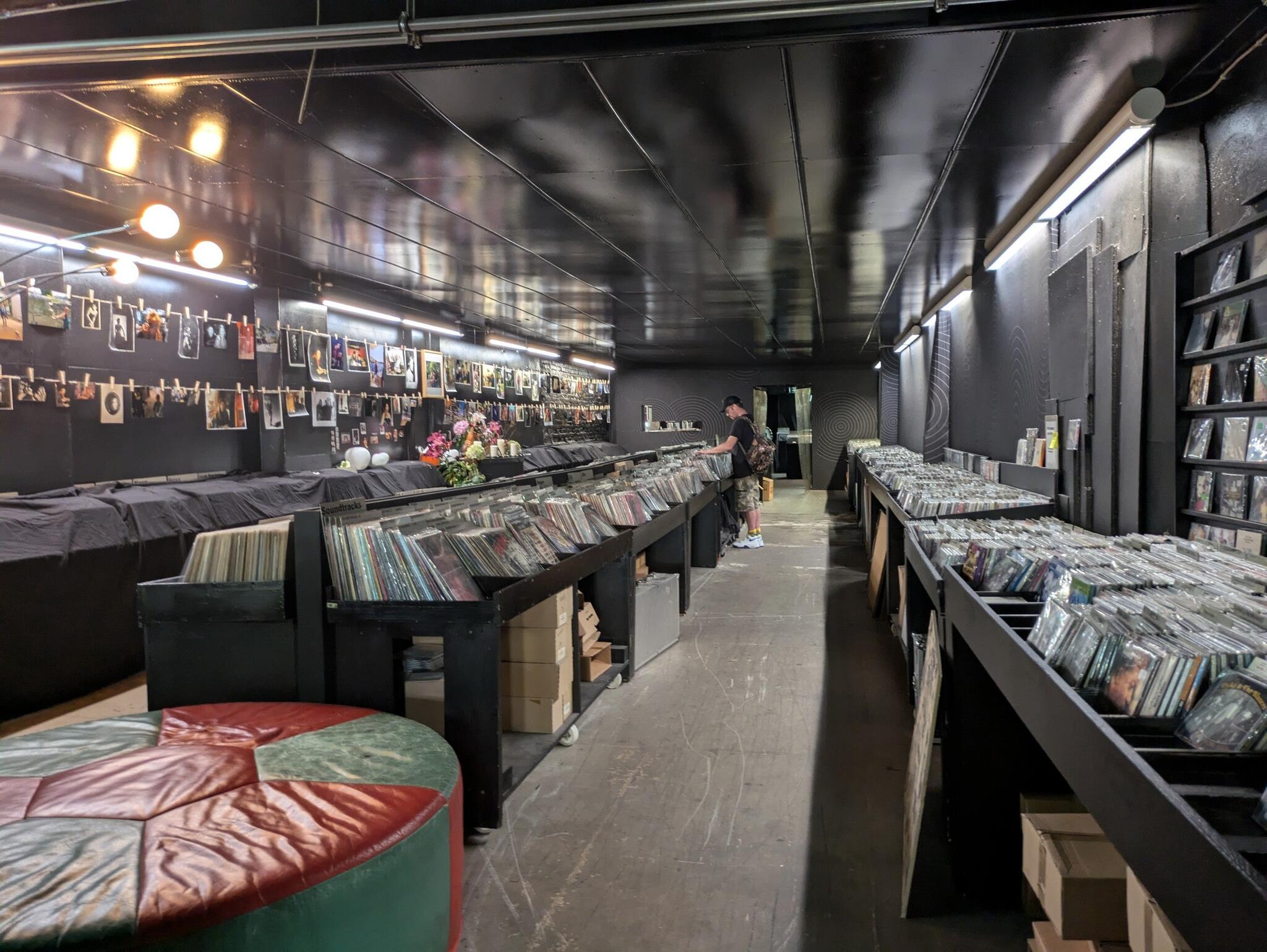 Space Hall - Nextdoor