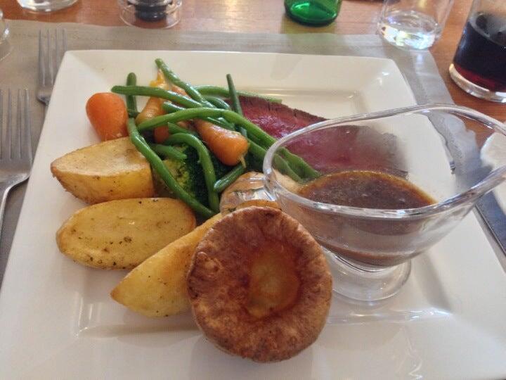 The Angel Inn - Midhurst - Nextdoor