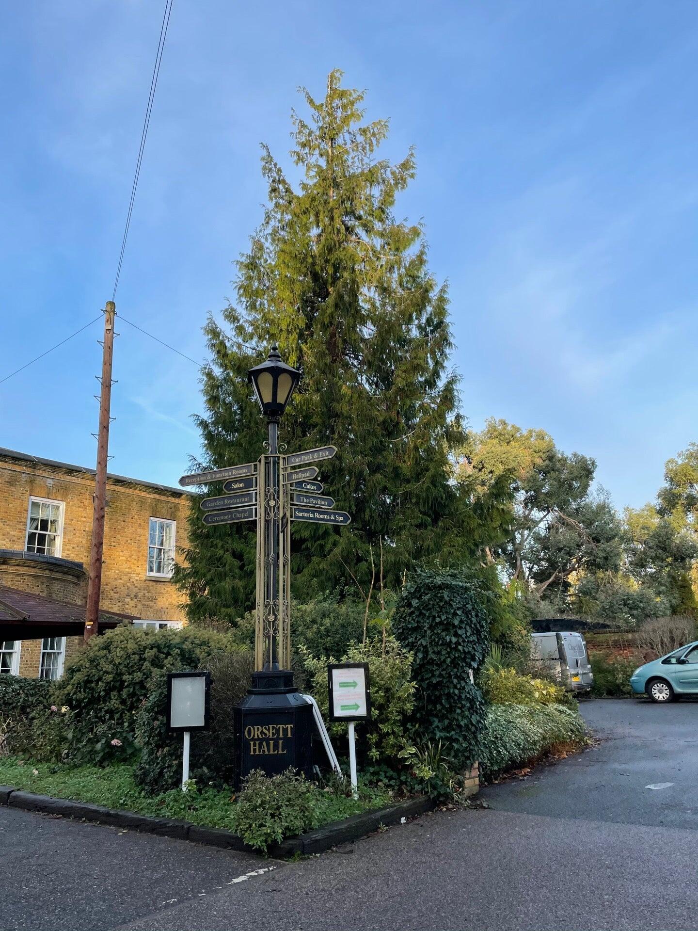 Orsett Hall Hotel - Orsett - Nextdoor