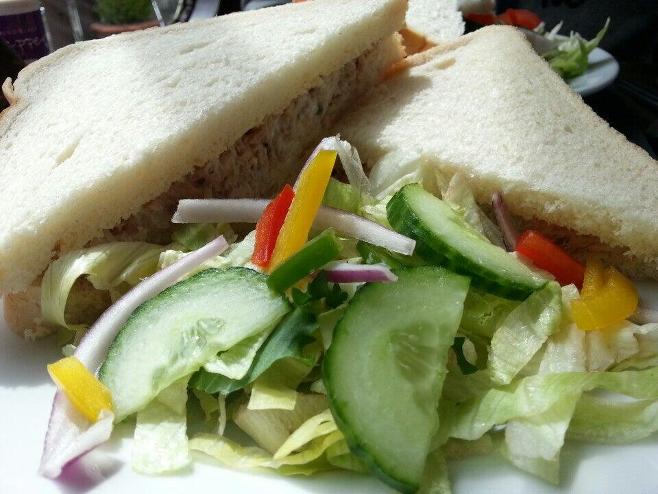 Buffet Coach Cafe - Betws-y-Coed - Nextdoor