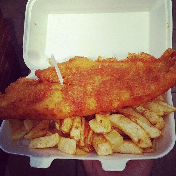Ladhars Fish Bar - Newbiggin-by-the-Sea - Nextdoor