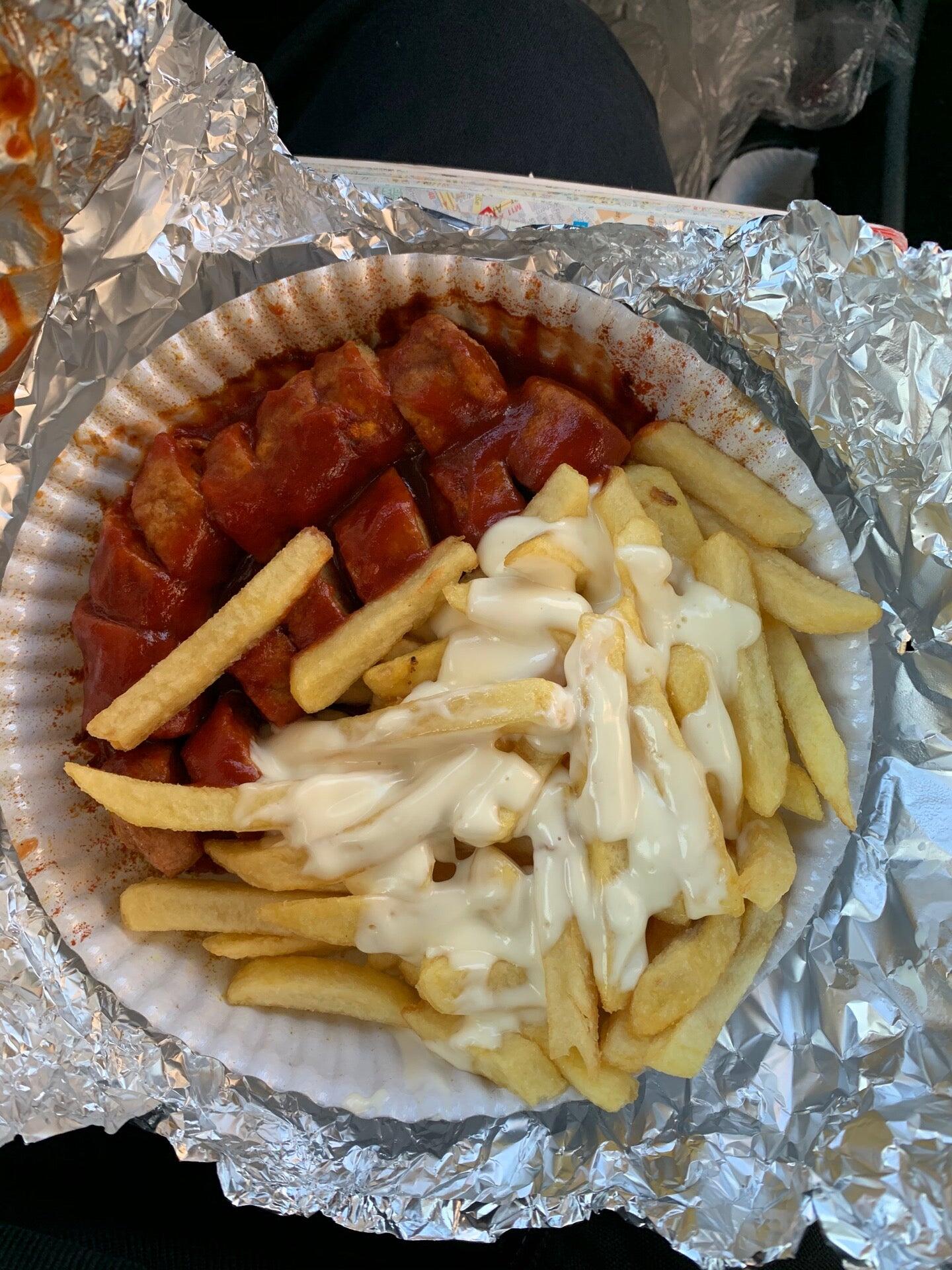 Jörg's Curry Container - Nextdoor