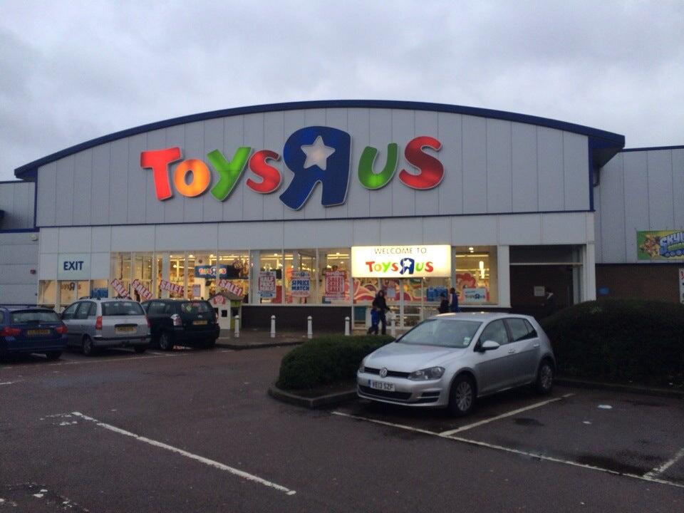 Toys 'R' Us - London - Nextdoor