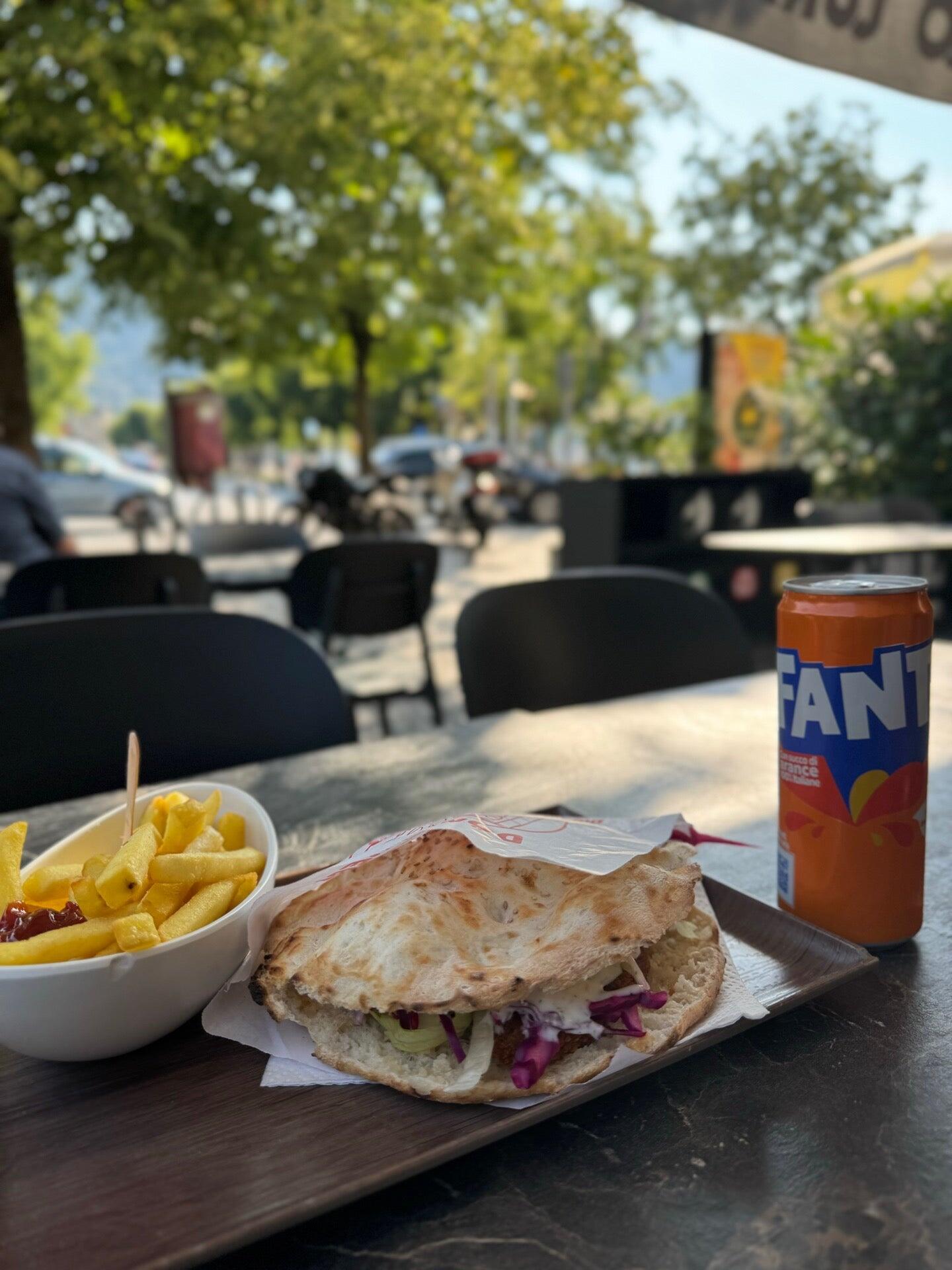 Golden moustache kebap & pizza como - Nextdoor