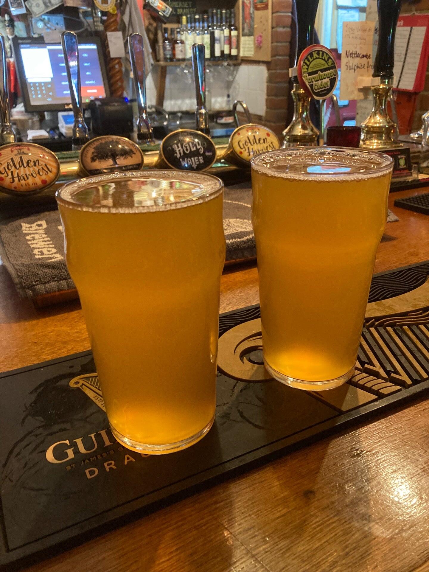 Pebbles Tavern - Watchet - Nextdoor