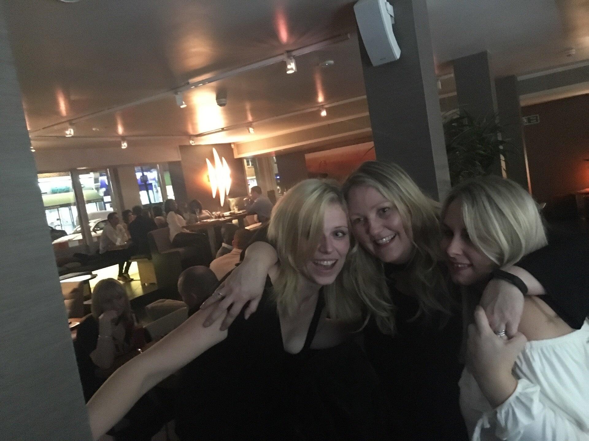 Bosco Lounge - Surbiton, Greater London - Nextdoor