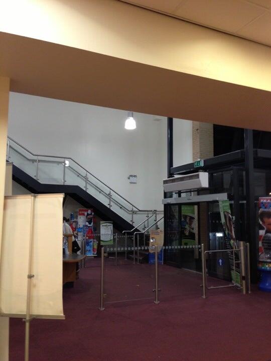 Dronfield Sports Centre - Dronfield, GB-ENG - Nextdoor